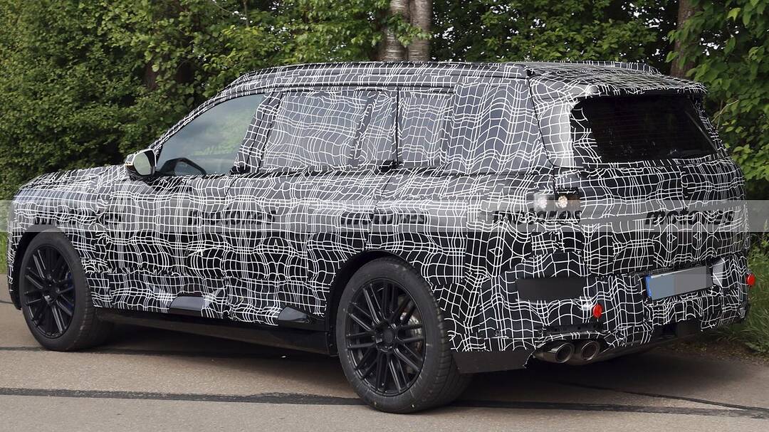 2027 BMW X7 (G67) - SCOOPS - NewCarscoops.com
