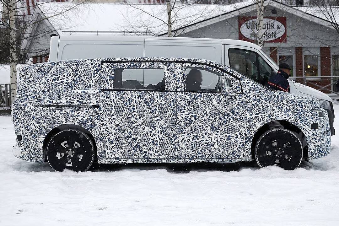 2026 Mercedes-Benz V-Class - SCOOPS - NewCarscoops.com