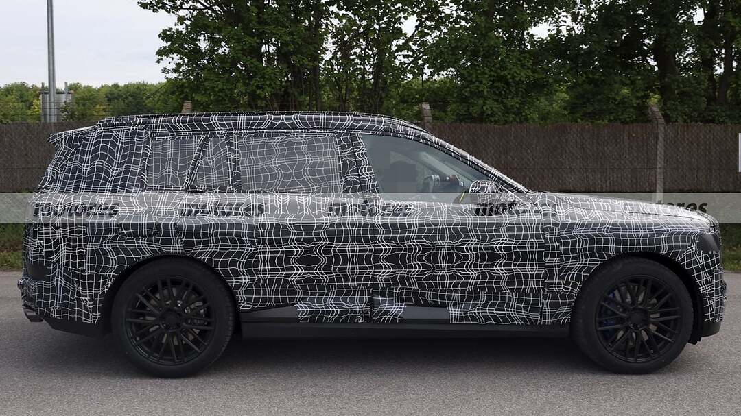2027 BMW X7 (G67) - SCOOPS - NewCarscoops.com