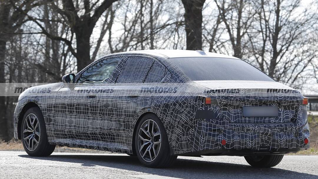 2027 BMW 5 Series/i5 LCI [G60/G61] - SCOOPS - NewCarscoops.com