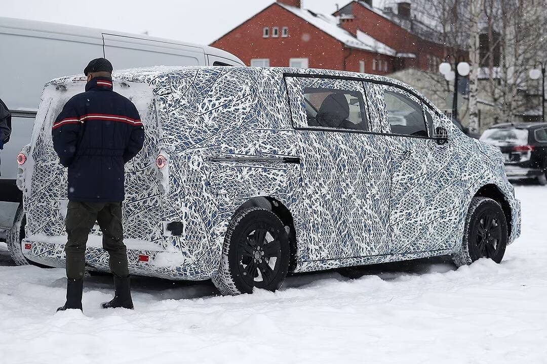 2026 Mercedes-Benz V-Class - SCOOPS - NewCarscoops.com
