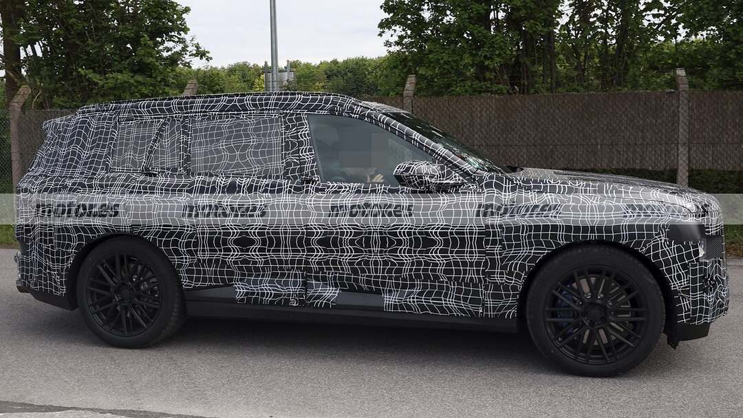 2027 BMW X7 (G67) - SCOOPS - NewCarscoops.com