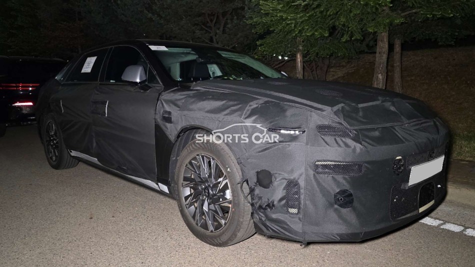 2025 Hyundai Grandeur(GN7), AZERA - SCOOPS - NewCarscoops.com